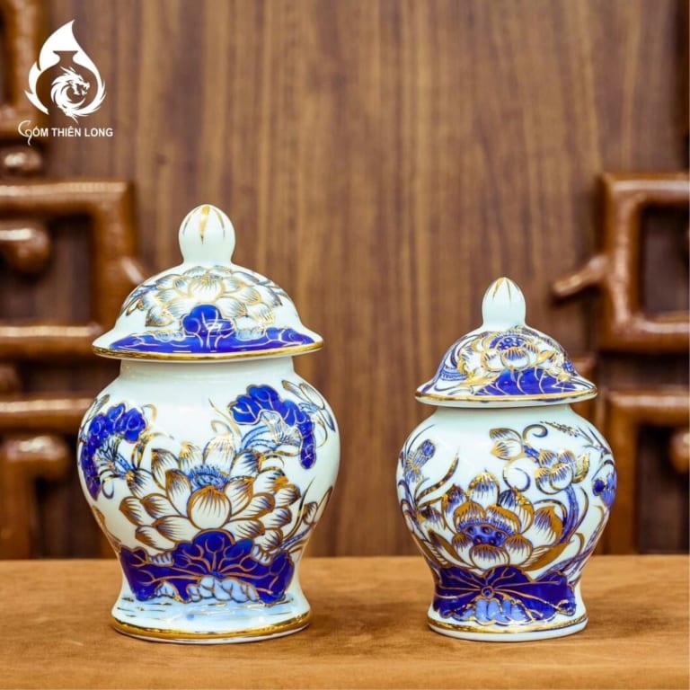 Chóe Thờ Bát Tràng Men Lam Vẽ Vàng Hoa Sen 230238 - Gốm Thiên Long